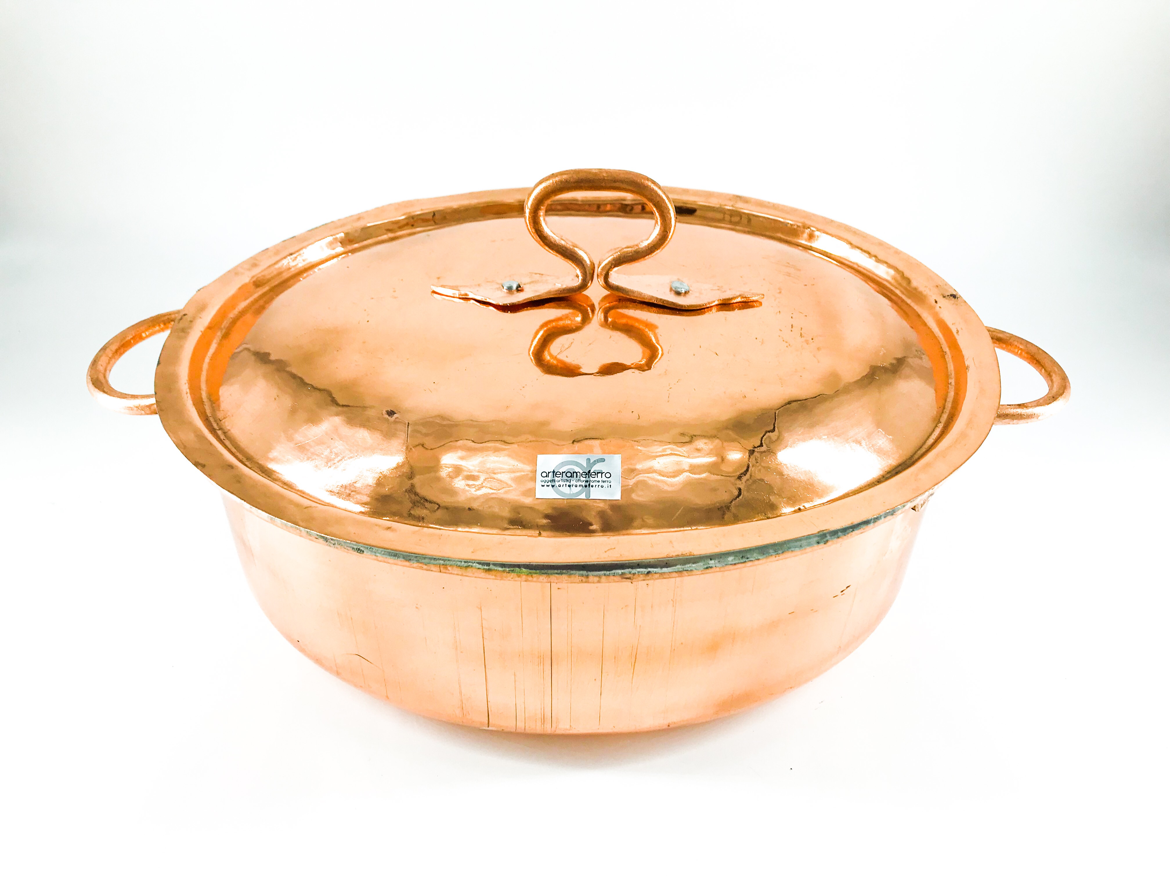 Pentola ovale in rame da cucina artigianale